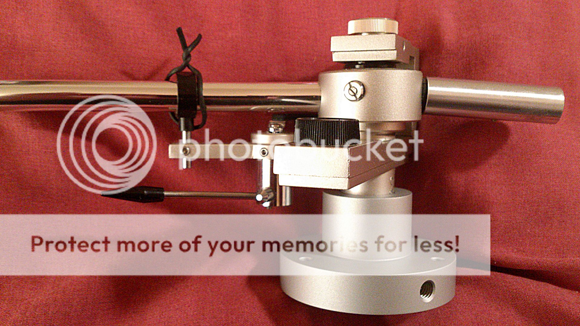 IC: LAD (London Acoustical Developments) GAJ828 Direct Drive turntable